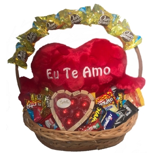 Cesta Paixão por Chocolate Eu te Amo